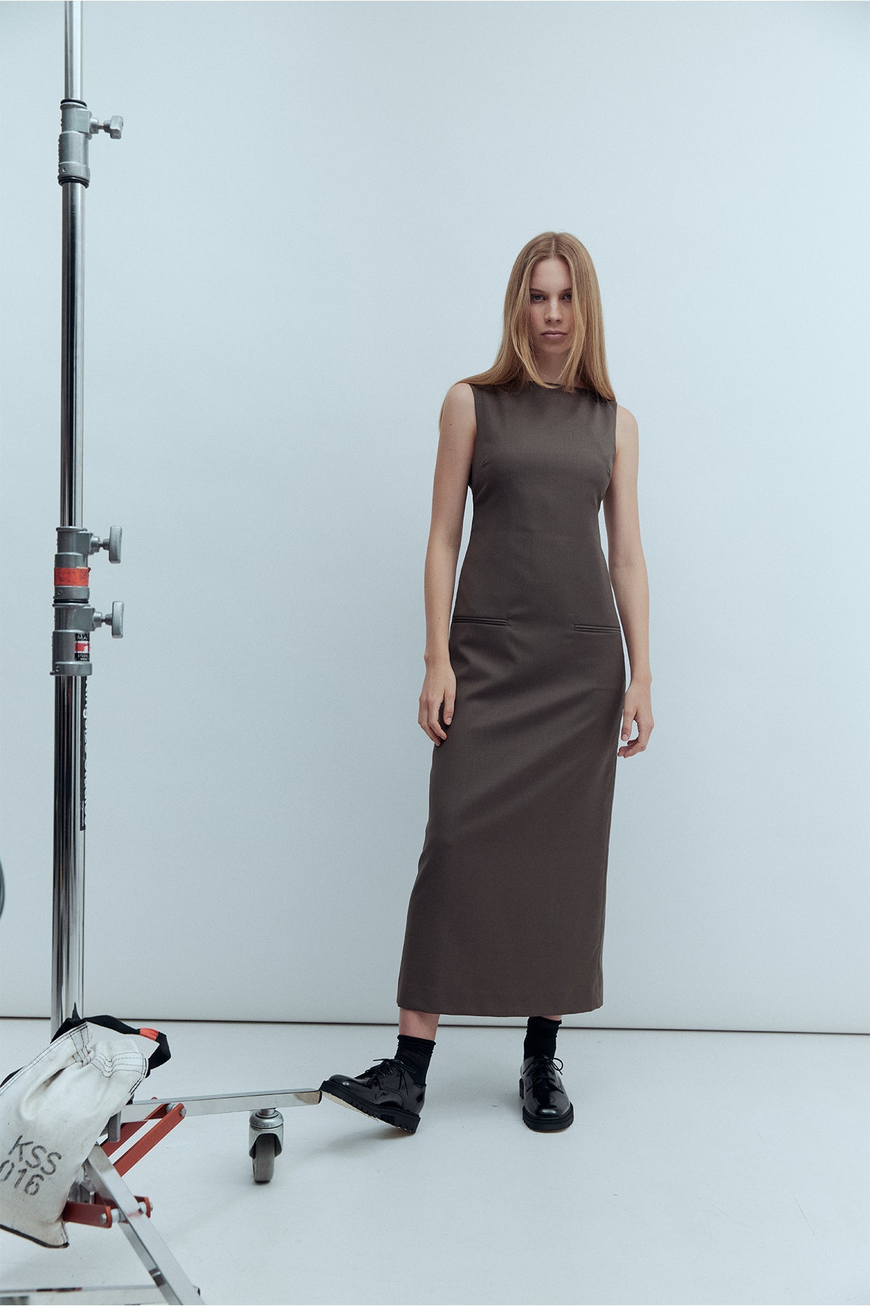 Autumn Winter 2023 - Image Archive – Harris Tapper